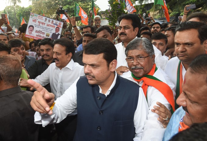 Devendra Fadnavis Sworn In As Maharashtra CM Photos: HD Images ...