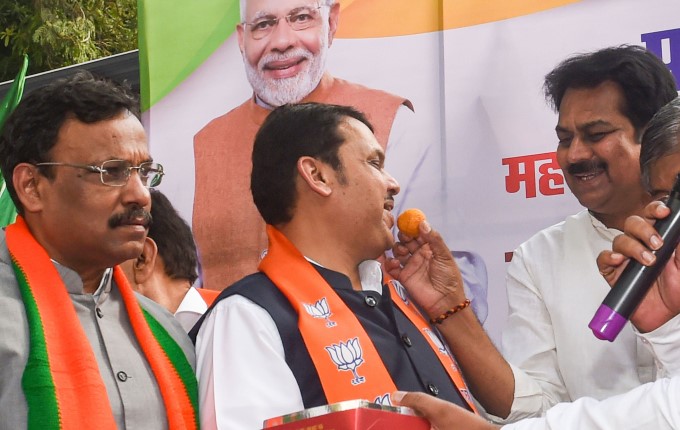 Devendra Fadnavis Sworn In As Maharashtra CM Photos: HD Images ...