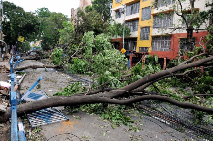 Effect Of Cyclone Amphan In West Bengal And Odisha Photos: HD Images ...