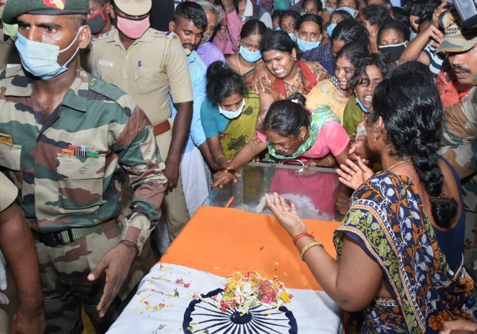 Last Rites Of Indian Soldiers Havildar Palani Who Was Martyred In Indo ...