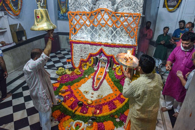 Celebration Of Sawan Month Begins In India 2020 Photos: HD Images ...