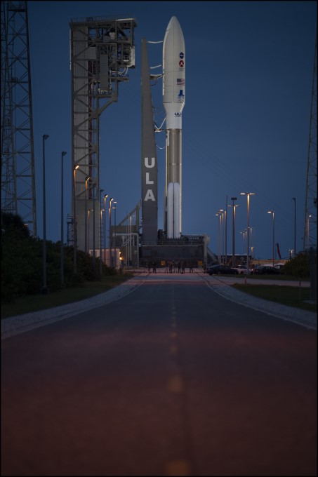 NASA And ULA Launch Atlas V Mars Mission Photos: HD Images, Pictures ...
