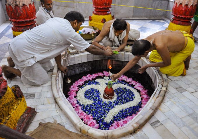 Celebration Of Sawan Month Begins In India 2020 Photos: HD Images ...