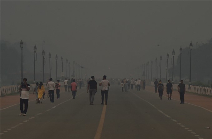 Hazy Weather Conditions, In New Delhi Photos: HD Images, Pictures, News ...