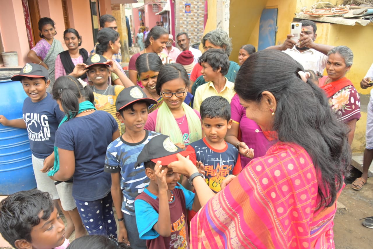Kanimozhi Leads The Women DMK Brigade In Campaign Photos: HD Images ...