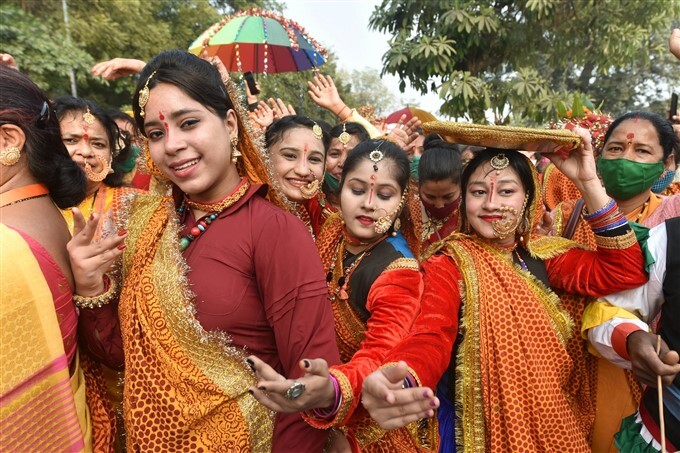 Makar Sankranti Celebration Across India Photos: HD Images, Pictures ...