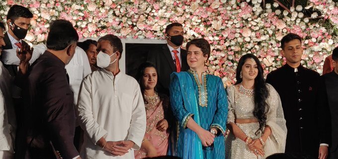 KPCC President DK Shivakumar Daughter Aishwarya & Amartya Hegde Wedding ...