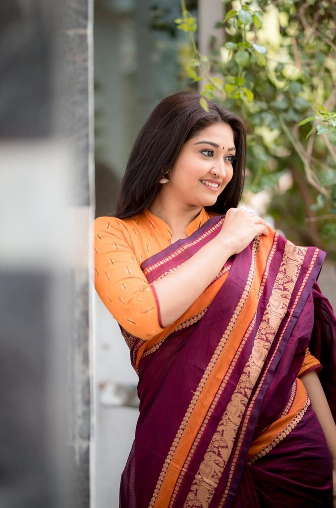 சினிமா ஹீரோயின்களுக்கு டஃப் கொடுக்கும் சீரியல் நடிகை நீலிமா! | Serial ...