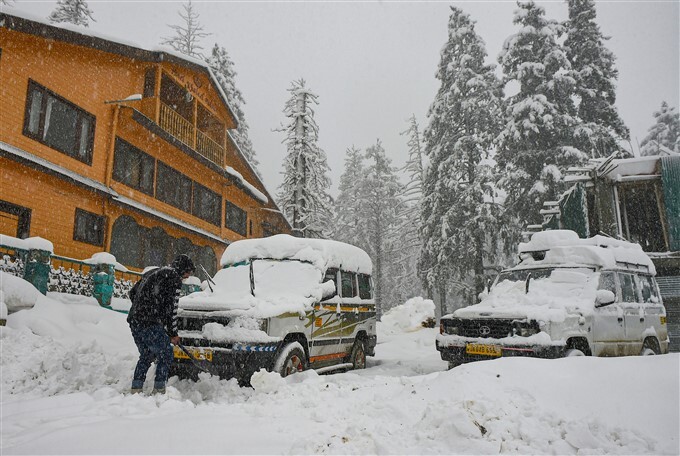 Snowfall In Jammu And Kashmir And Leh Photos: HD Images, Pictures, News ...