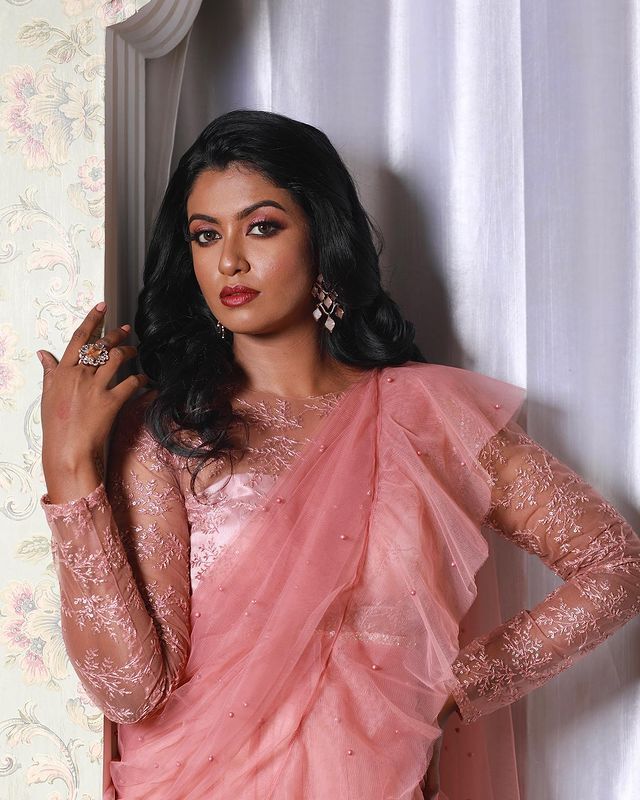 'பாரதி கண்ணம்மா' ரோஷினி ஹரிபிரியன் அசத்தல் ஃபோட்டோஸ் | Actress Roshni ...