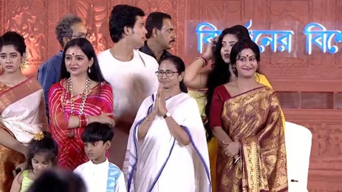 TMC Leader June Malia Photos: HD Images, Pictures, News Pics - Oneindia ...