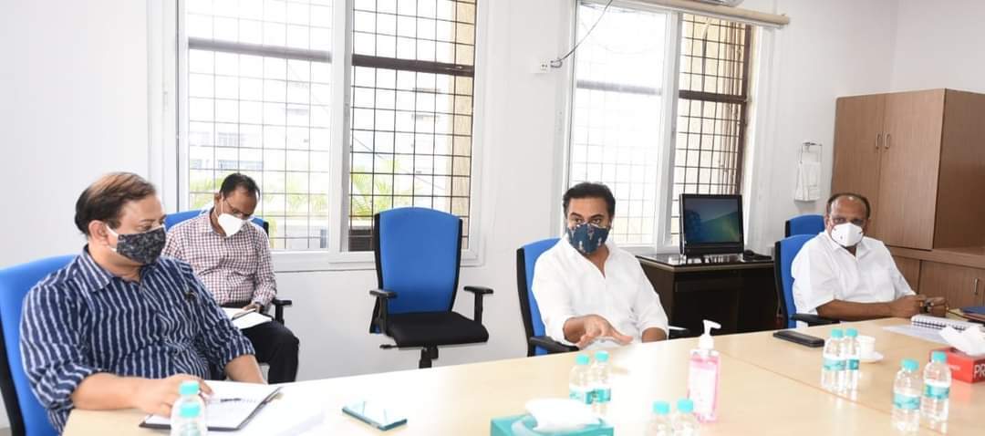 K. T. Rama Rao Meets Telangana Task Force Committee On Covid In ...