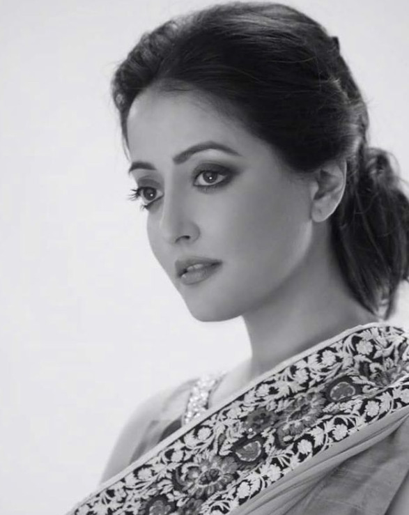 সুন্দরী রাইমার কিছু তাক লাগানো ছবি যা নেট দুনিয়ায় পুরুষ হৃদয় ঘায়েল ...