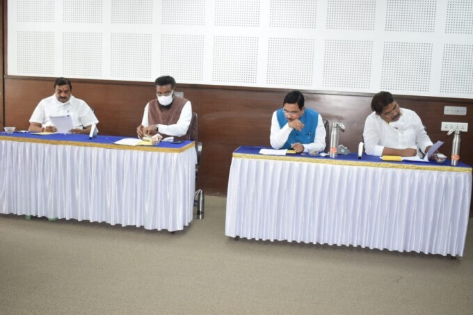 Core Committee Meeting At Karnataka BJP Office Photos: HD Images ...