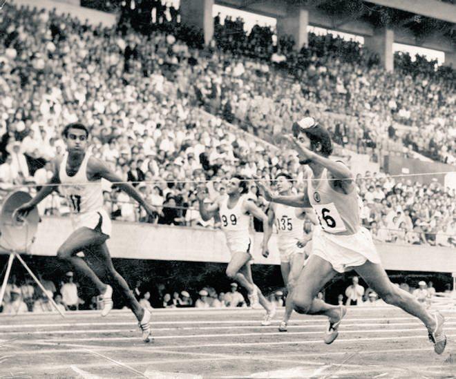 File Photos Of Indian Track And Field Athlete Milkha Singh Photos: HD ...