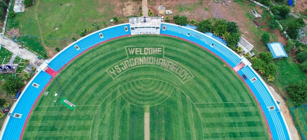 கடப்பாவில்.. ரூ. 10 கோடியில் எழும்பிய பிரமாண்ட கிரிக்கெட் ஸ்டேடியம் ...