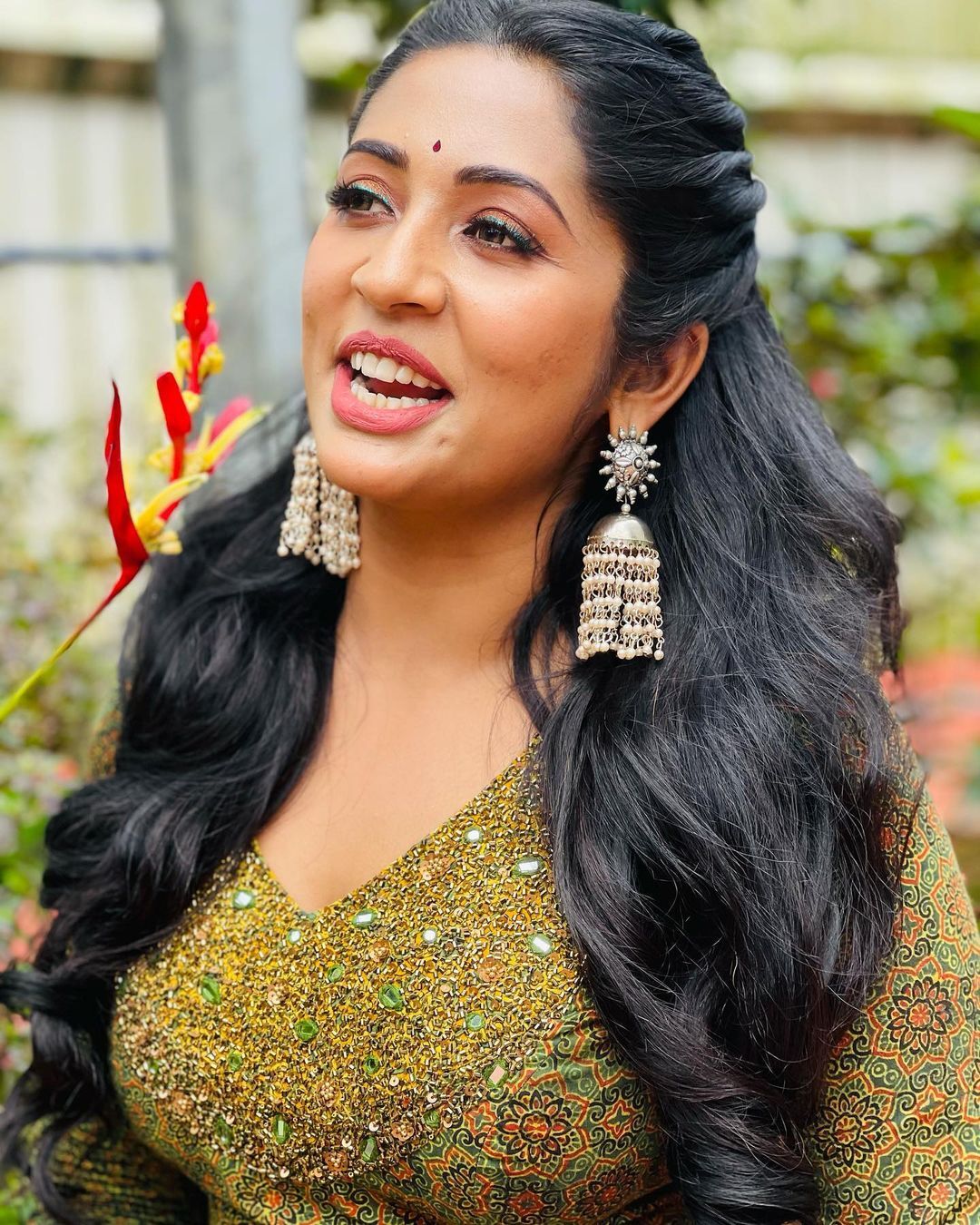 Actress Navya Nair New Gorgeous Look Goes Viral | മിനി സ്ക്രീനി ...
