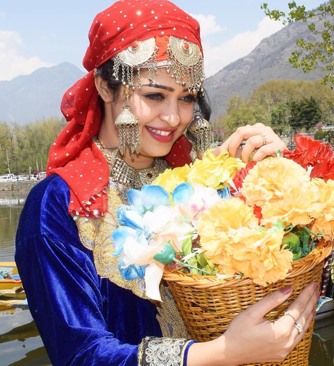 Apsara Rani: సెగలు రేపుతోన్న ఆర్జీవీ హీరోయిన్ | Apsara Rani:This RGV ...