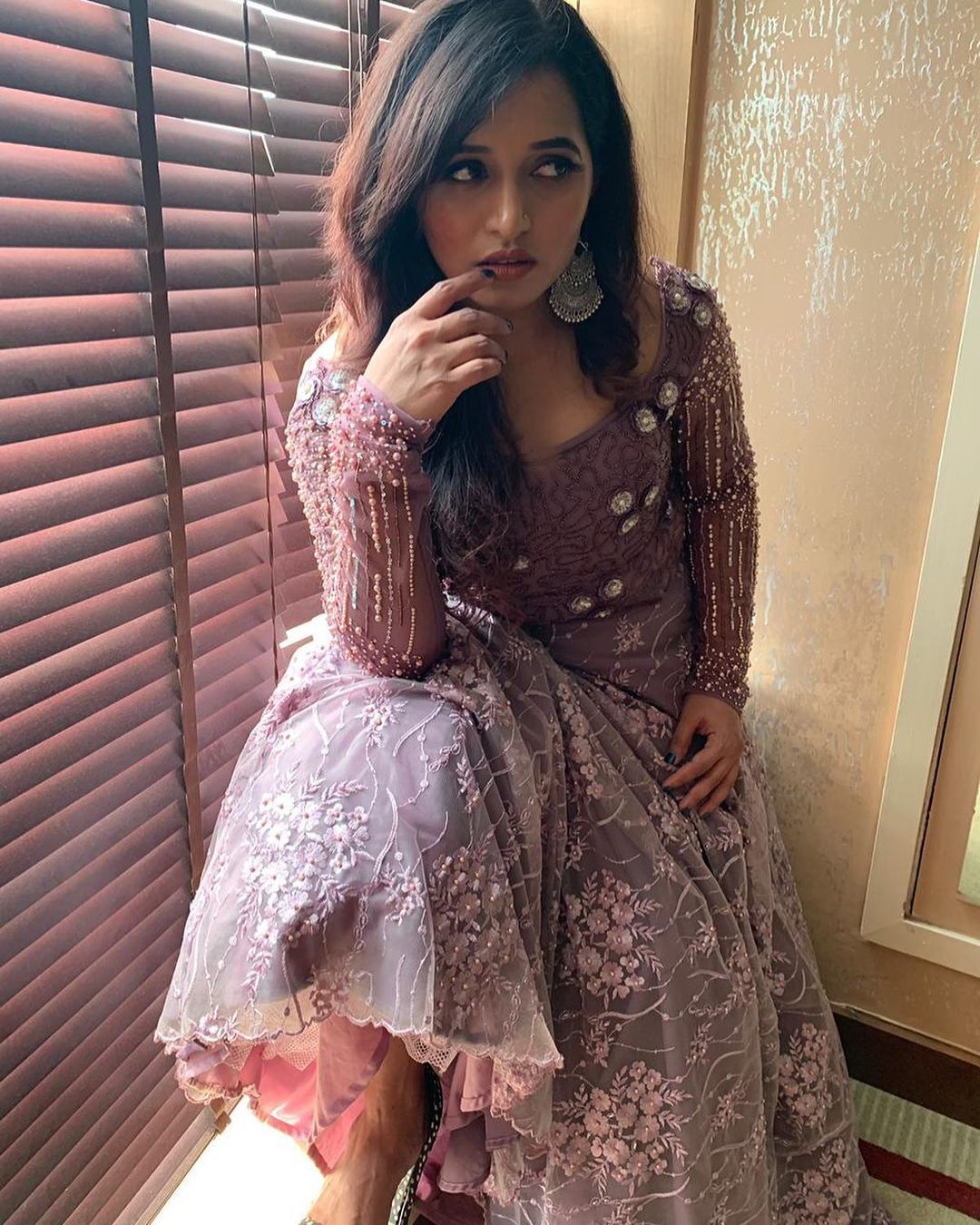 Bigg Boss Malayalam Fame Aditi Rai In Glamorous Look | അഥിതി ആളാകെ മാറി ...