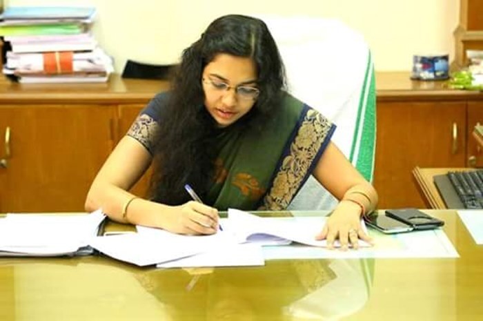 Eight Women District Collectors In Kerala | കേരളത്തില്‍ ഇങ്ങനെ ആദ്യം ...