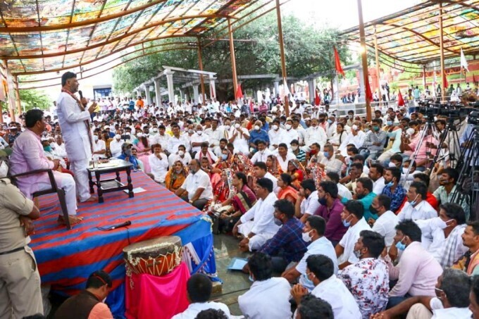 KPCC President Dk Shivakumar Discuss Issues Of Lambani Community In ...