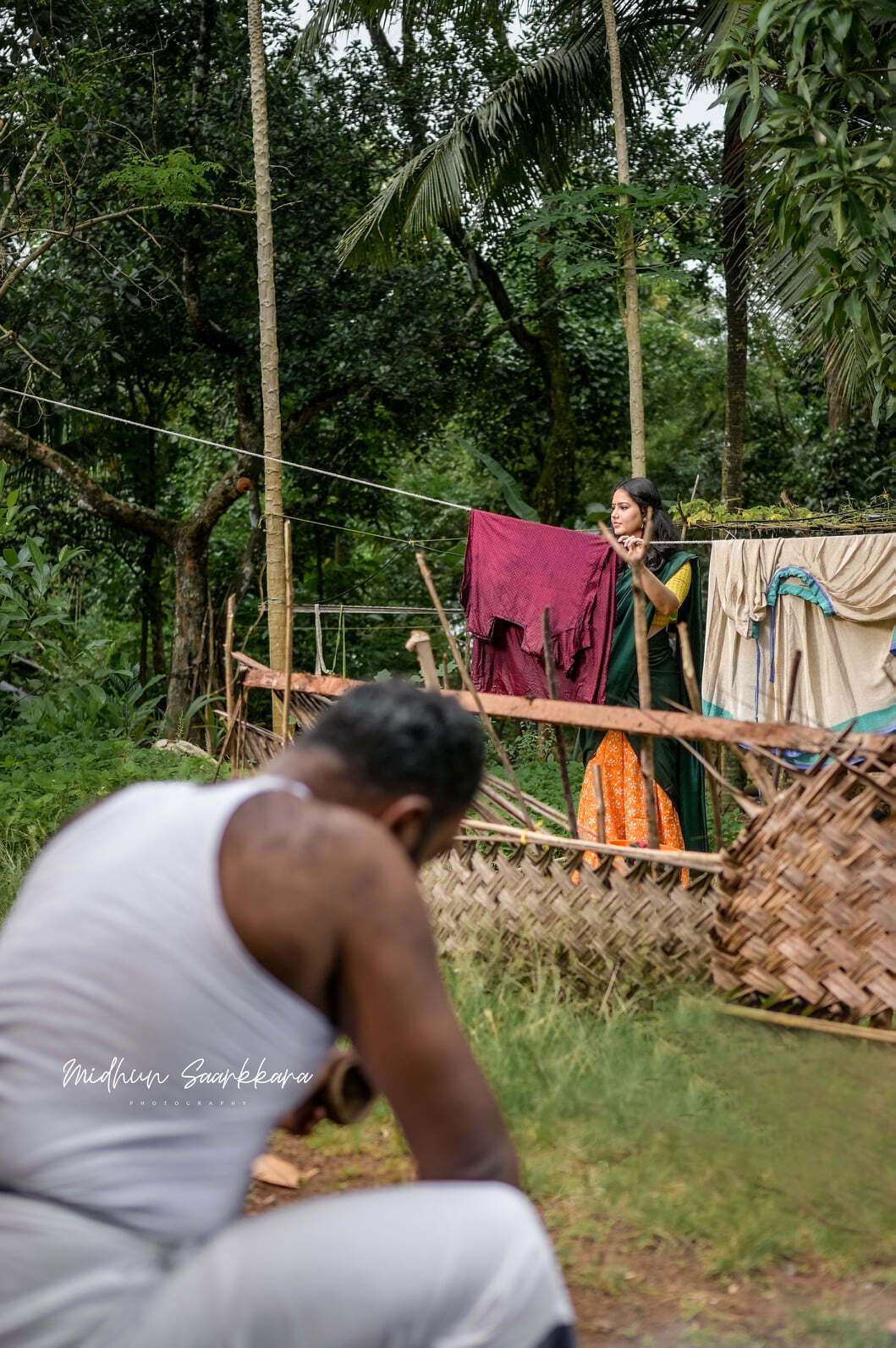 actor Sreejith Ravi and his wife Sajitha Sreejith with a tribute to ...
