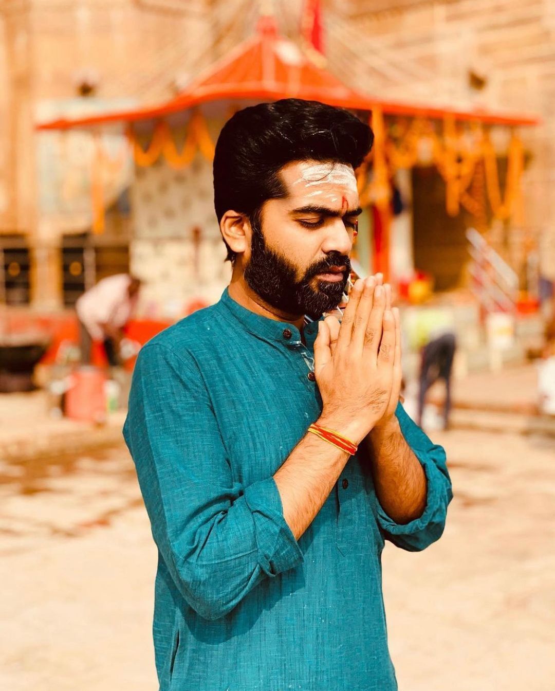 படத்தின் புது பெயரை வேற மாறி மாத்திய சிம்பு, கௌதம் மேனன் காம்போ.. வாரே ...