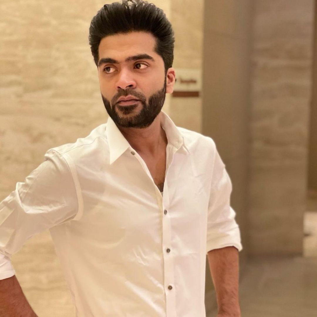 படத்தின் புது பெயரை வேற மாறி மாத்திய சிம்பு, கௌதம் மேனன் காம்போ.. வாரே ...