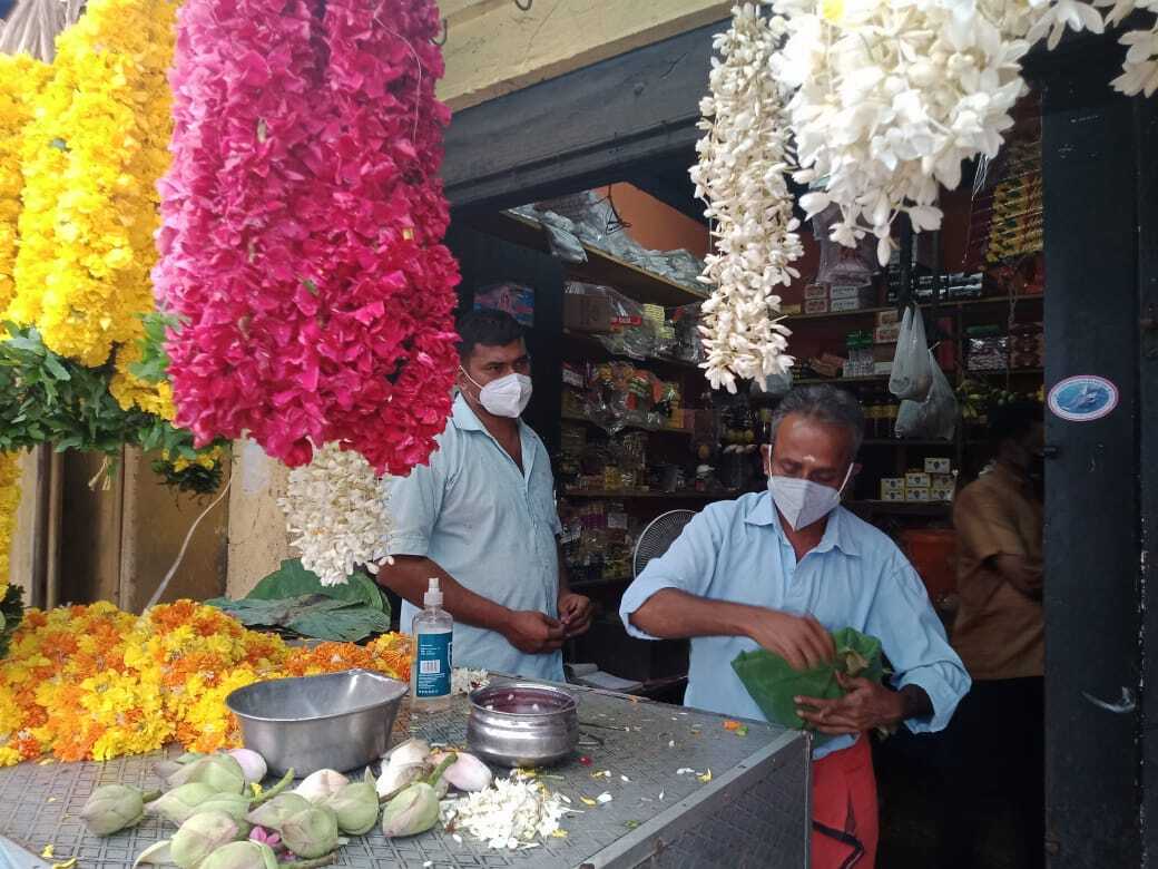 Onam 2021: Onam Preparation Pics From Chalai Market Trivandrum | ഓണം ...