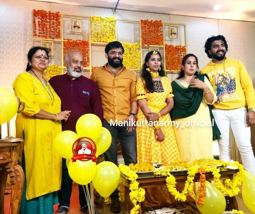 bigg boss winner actor manikuttan-anoop latest photos-viral ...