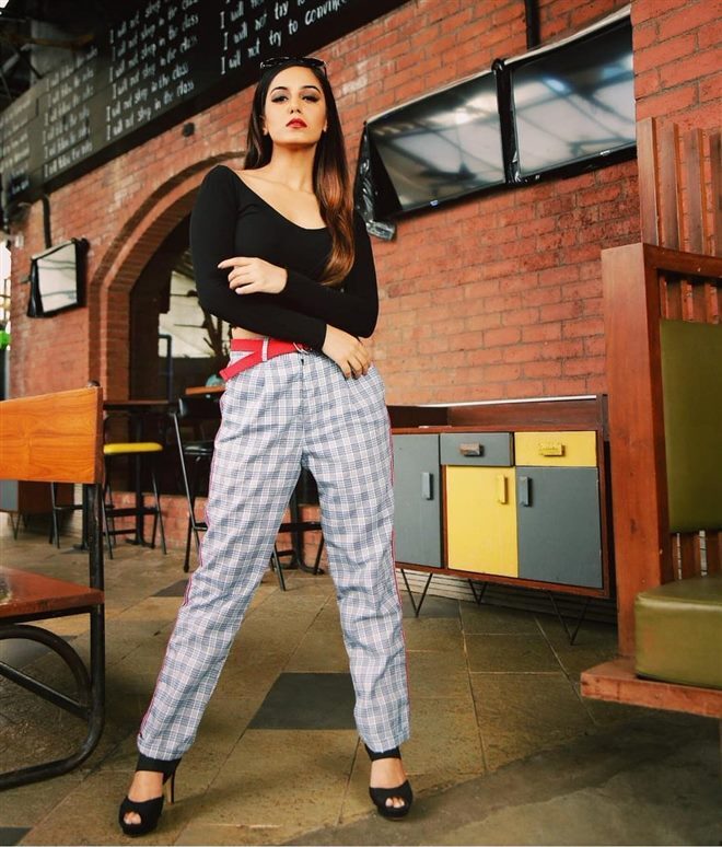 रियल लाइफ में काफी Bold हैं बिग बॉस- 12 फेम Srishty Rode | Bigg Boss 12 ...