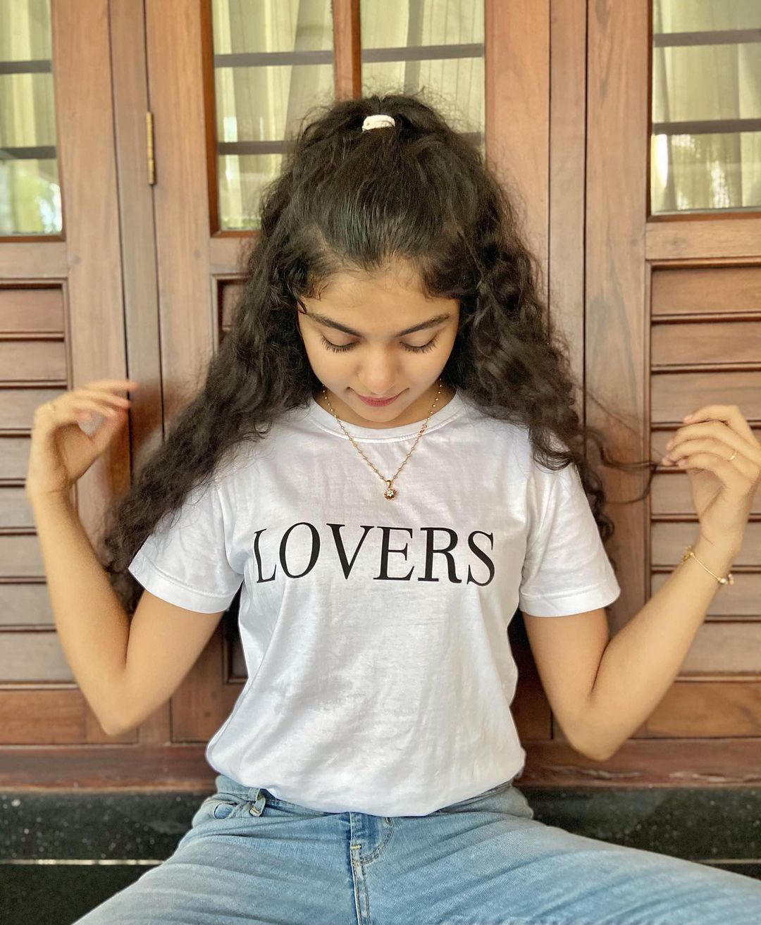 Krishna Kumar's youngest daughter Hansika Krishna New Cute Clicks In ...