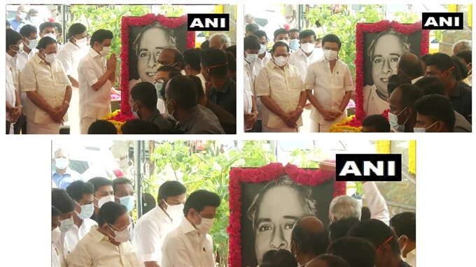Leaders Pays Tribute To DMK Founder CN Annadurai On His 113th Birth ...