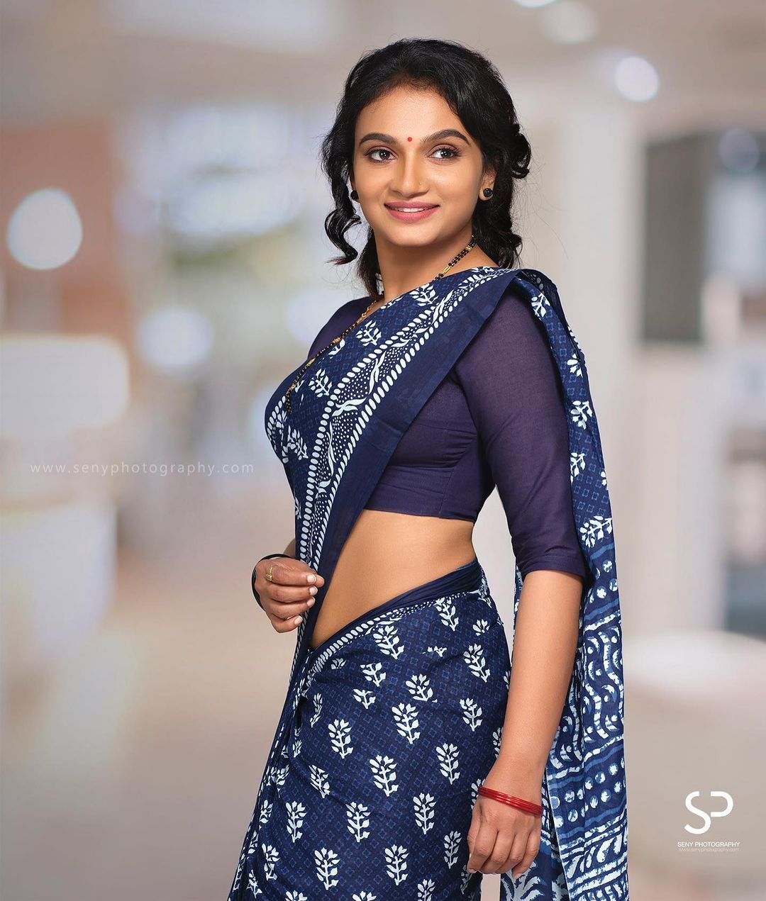 Malayalam Actress Krishna Praba's New Look After Weight Loss | സാരിയില് ...