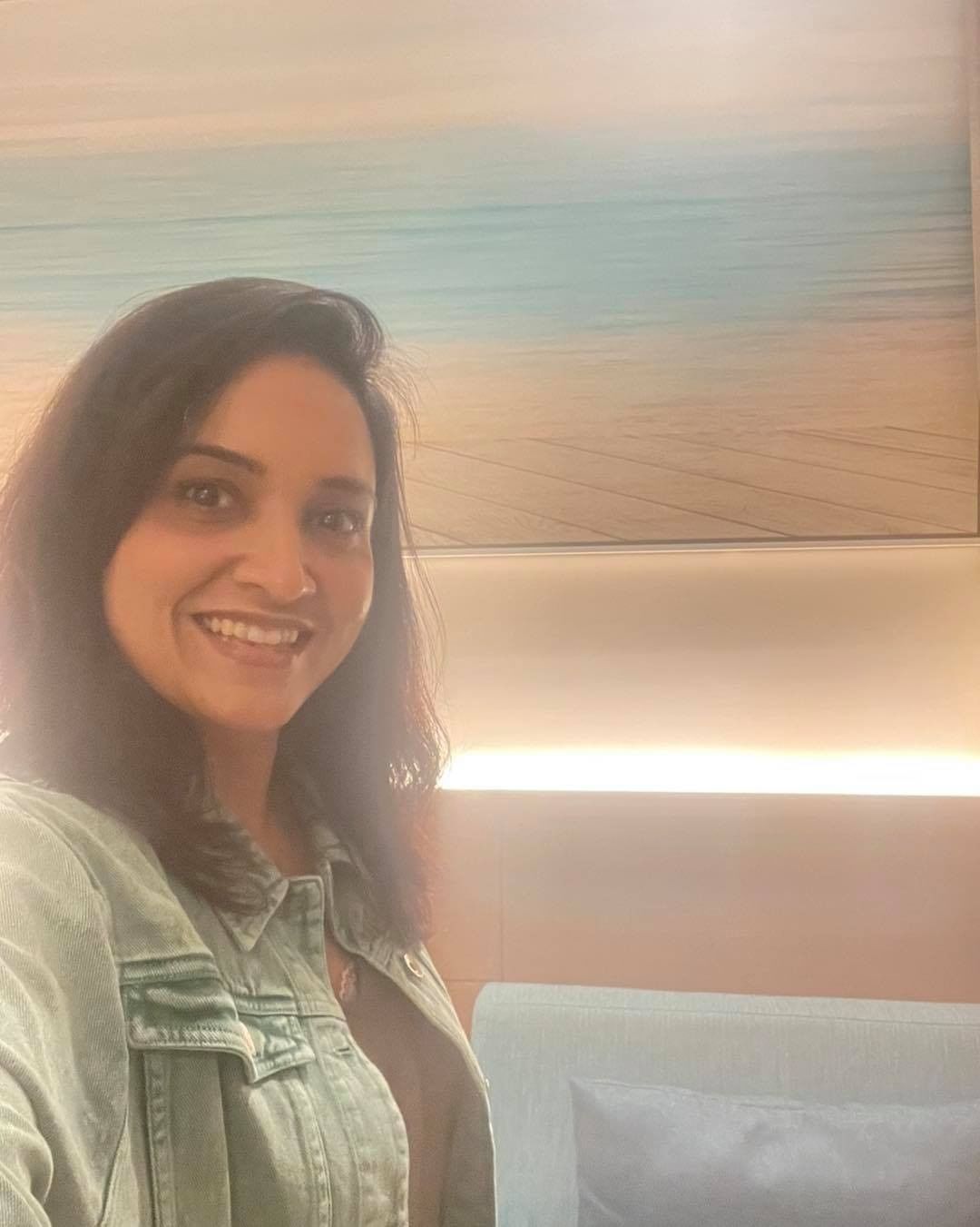 Actress Lena's UAE pictures go viral on social media | ഗോള്‍ഡന്‍ വിസ ...