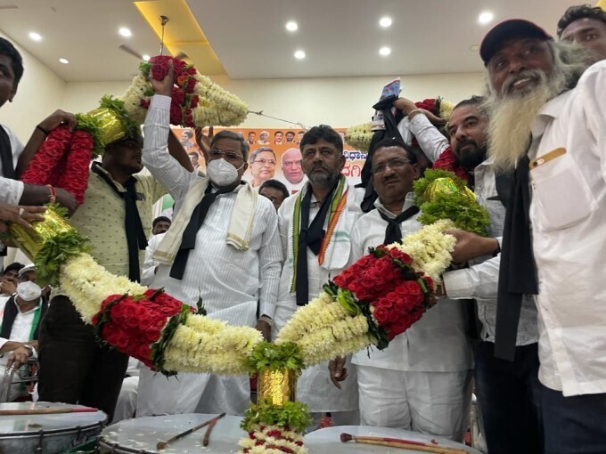 Congress Leaders Campaign At Sindagi Assembly Constituency Photos: HD ...