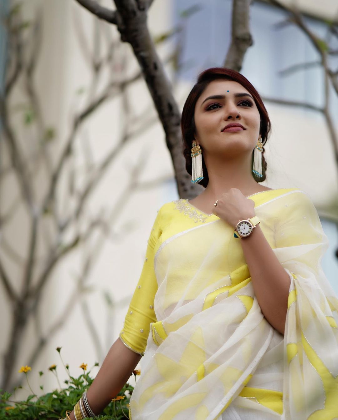 Jamna Pyari Movie Fame Gayathri R Suresh New Stylish Look Goes Viral ...