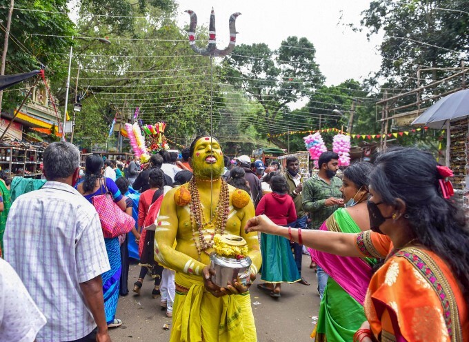 Kadalekai Parishe In Bengaluru, 2021 Photos: HD Images, Pictures, News ...
