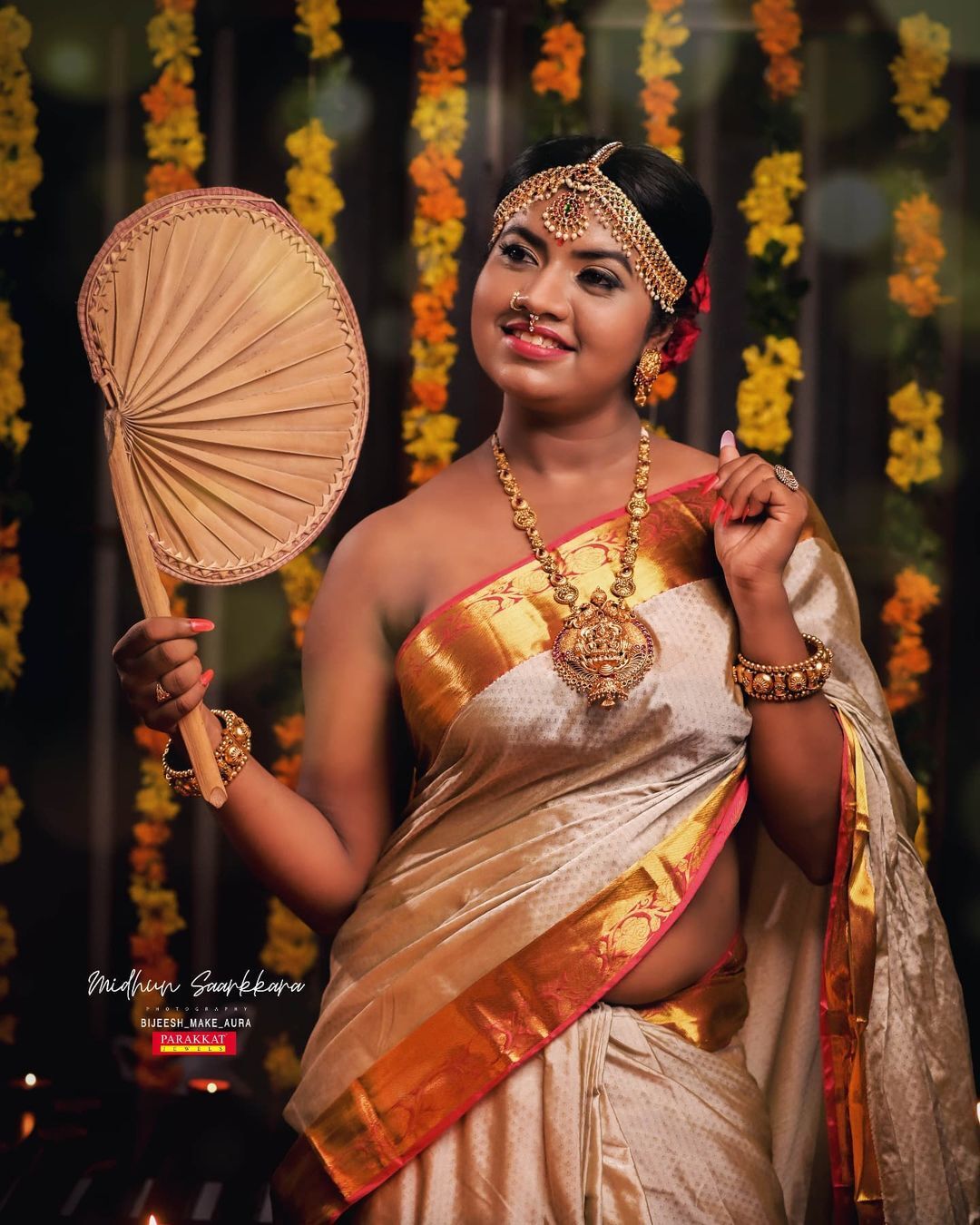 Actress-Model Heera Srinivasan Glamorous Pics | ഗ്ലാമറസ് കുറച്ച് ...