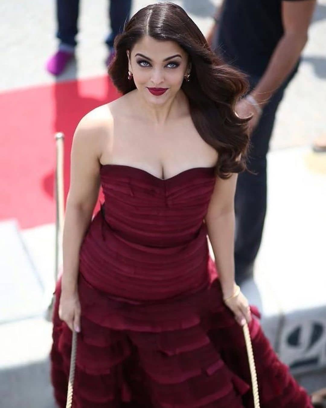 B'day Spl: जानिए कितनी पढ़ी लिखी हैं बच्चन परिवार की बहू Aishwarya Rai Bachchan | Aishwarya Rai ...