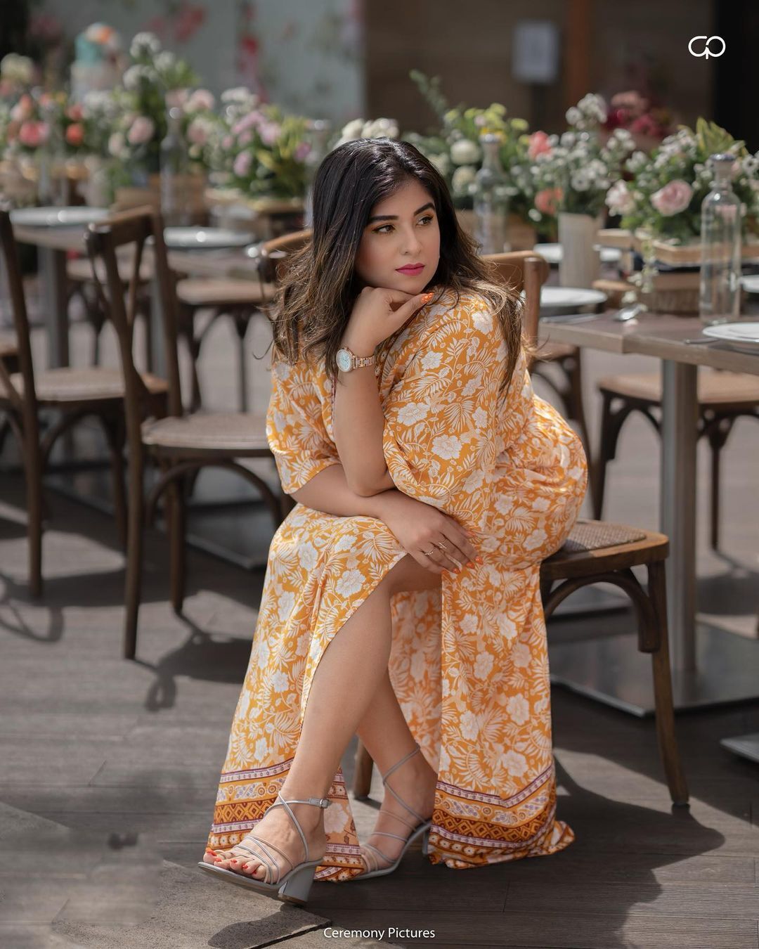 Celebrity Queen Aparna Thomas Looking Gorgeous In New Stills ...