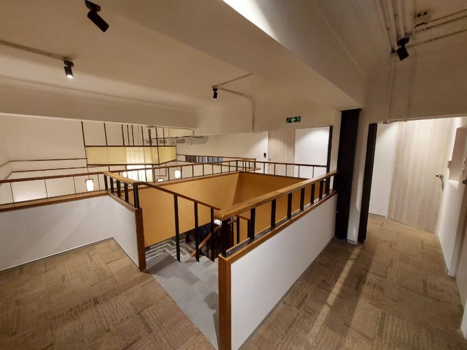 IRCTC Introduces 'POD' Concept Retiring Rooms At Mumbai Railway Station ...