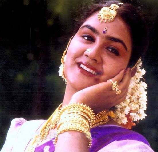 | Rare images of actress Urvashi - Oneindia Kannada