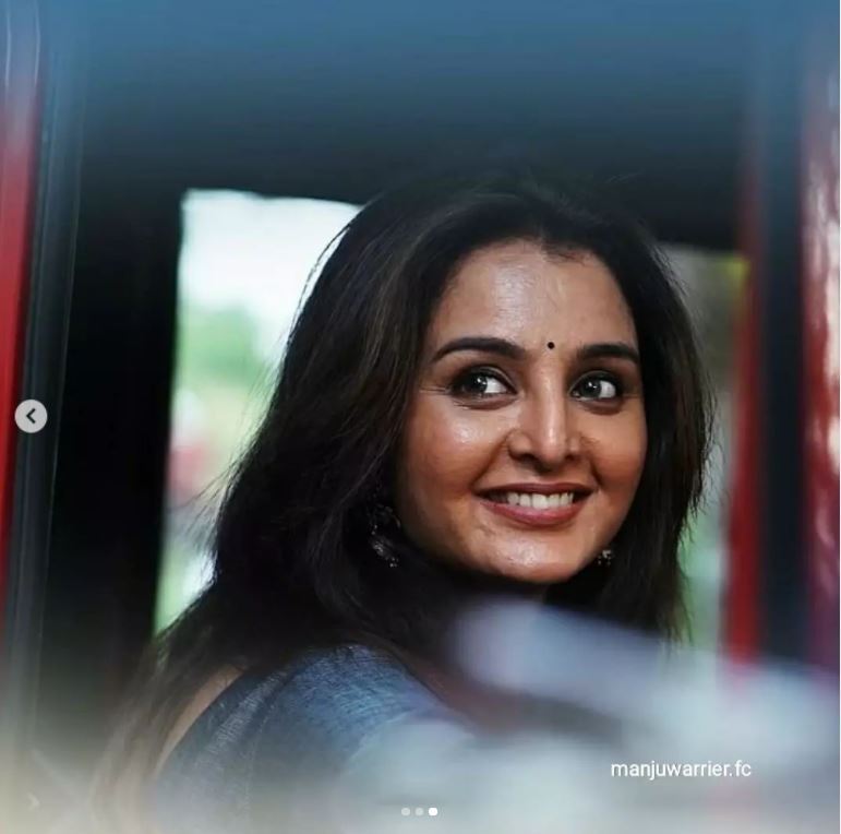 manju warrier new photos with sreekanth vettiyar mother and master ...