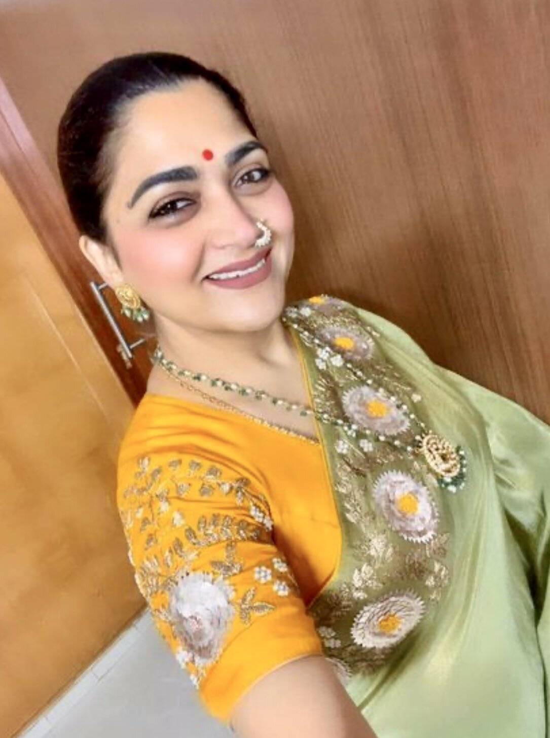 Actress Khushbu Sundar Beautiful Latest Photos Goes Viral | ഖുശ്ബുവിന് ...