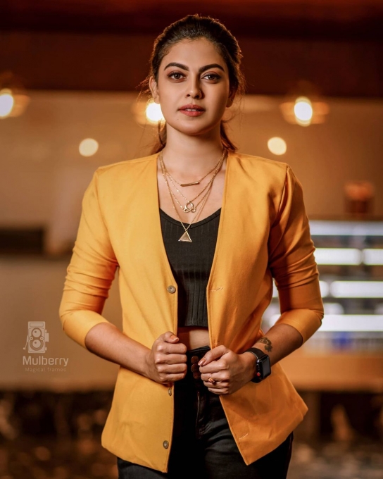 actress anusree new photos, goes viral | സംസാരിക്കാതെ തന്നെ നിങ്ങള് ...