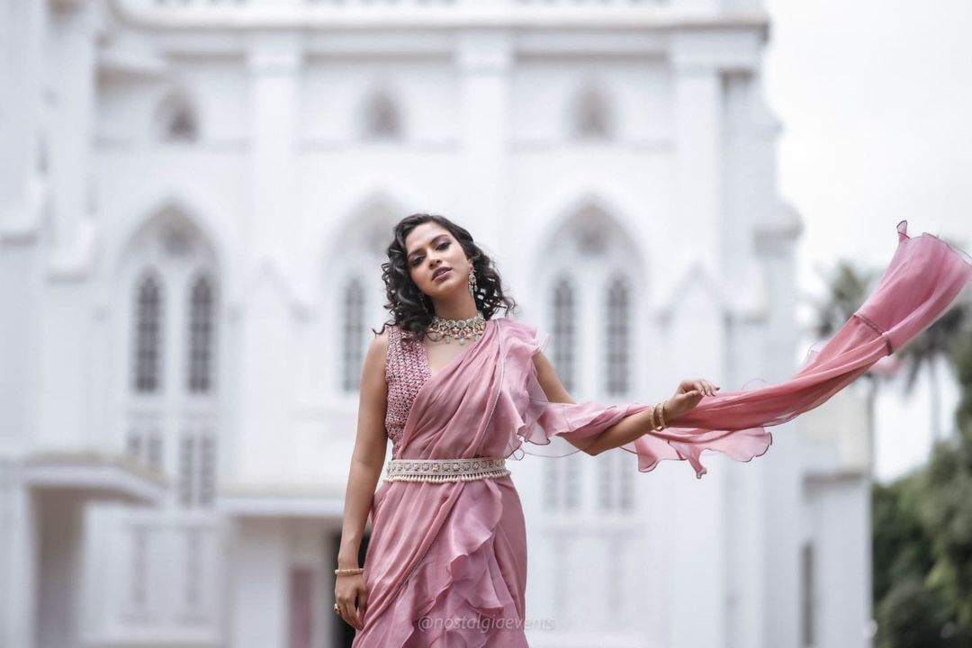 Actress Amala Paul New Stunning Party Look Goes Viral | സാരി ഇങ്ങനെയും ...