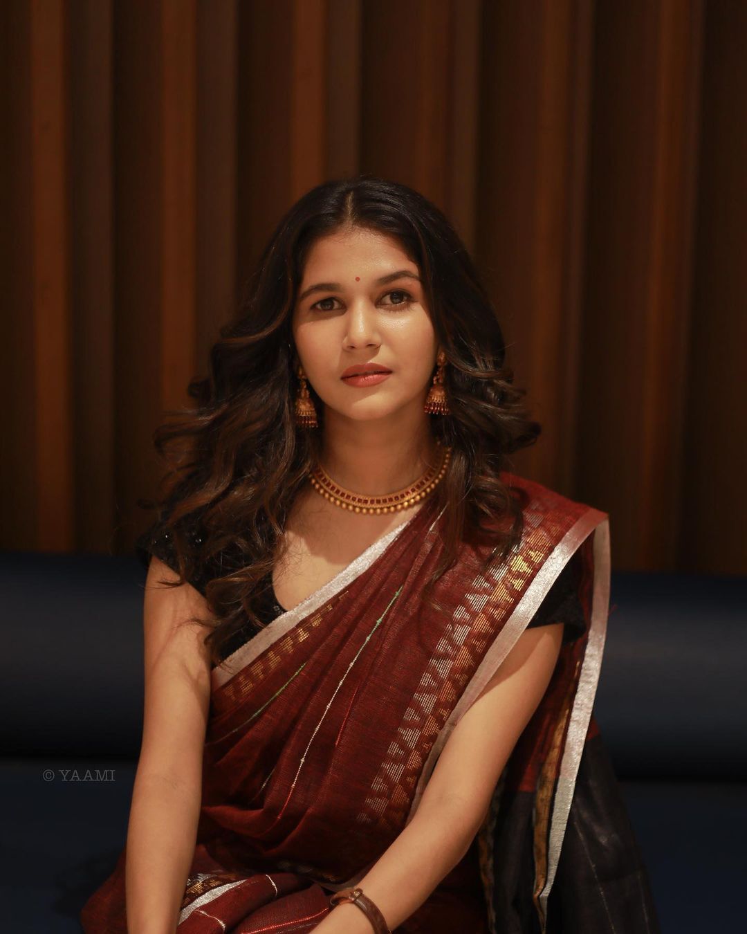 Actress Juhi Rustagi Cute Smile In Saree Goes Viral | സാരിയില് ...