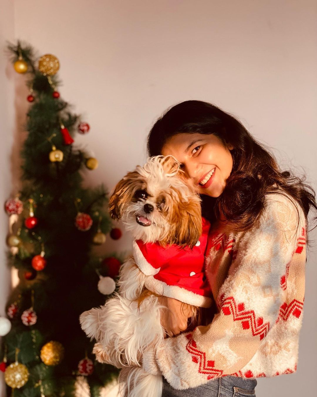 Actress Juhi Rustagi Cute Smile In Saree Goes Viral | സാരിയില് ...