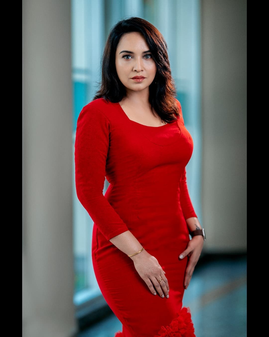 Actress Lena Kumar New Stunning Look In Red Hot | 'റെഡ് ലേഡി' അല്ല ...